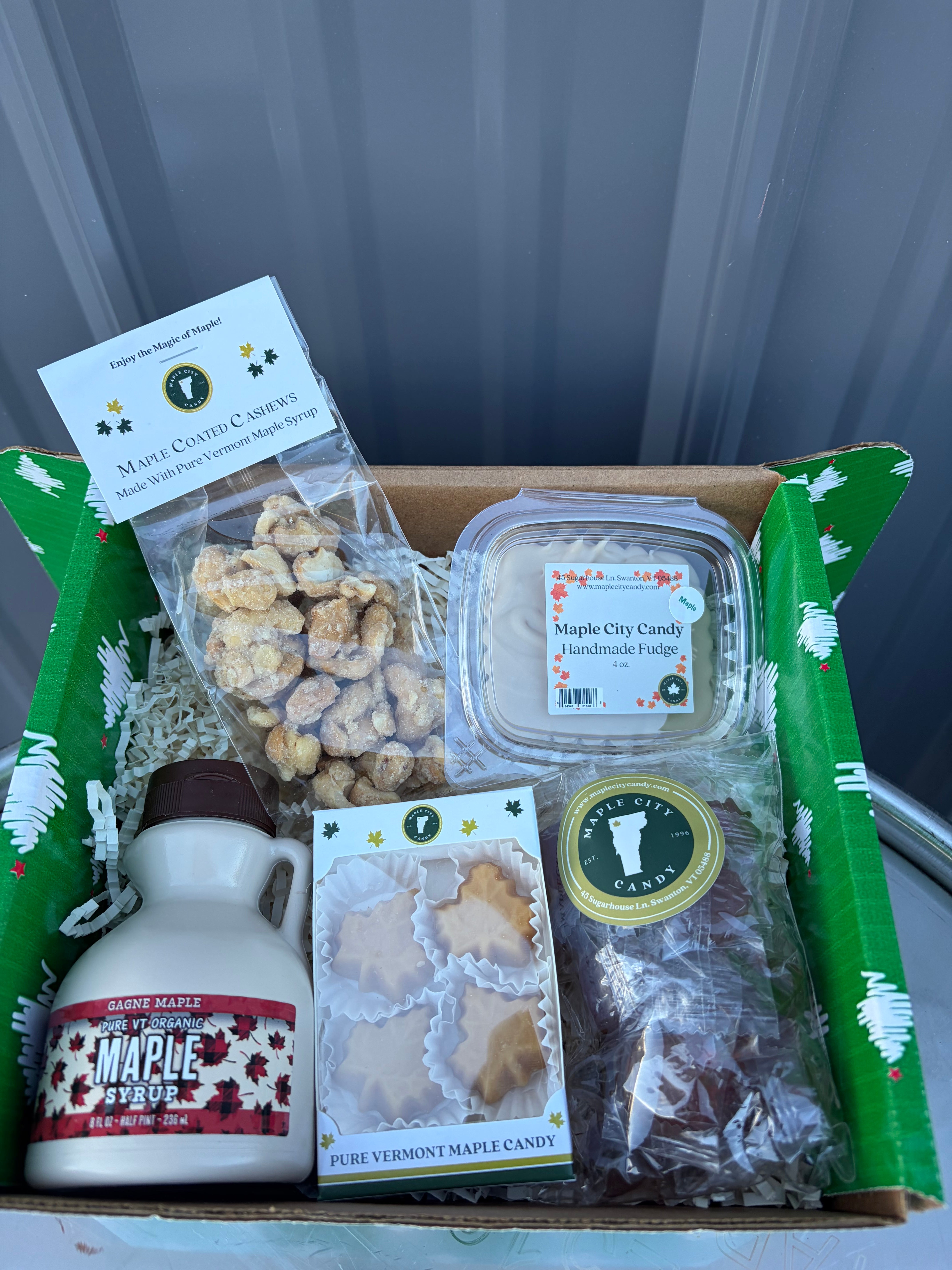 A Taste of the Favorites Gift Box – Maple City Candy